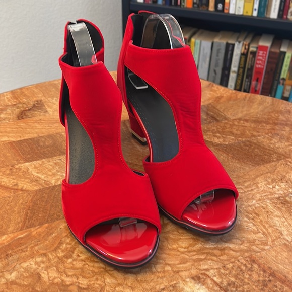 Shoes | Butiti Red Cutout Peeptoe Pump Red Velvet Zl84 080423 | Poshmark